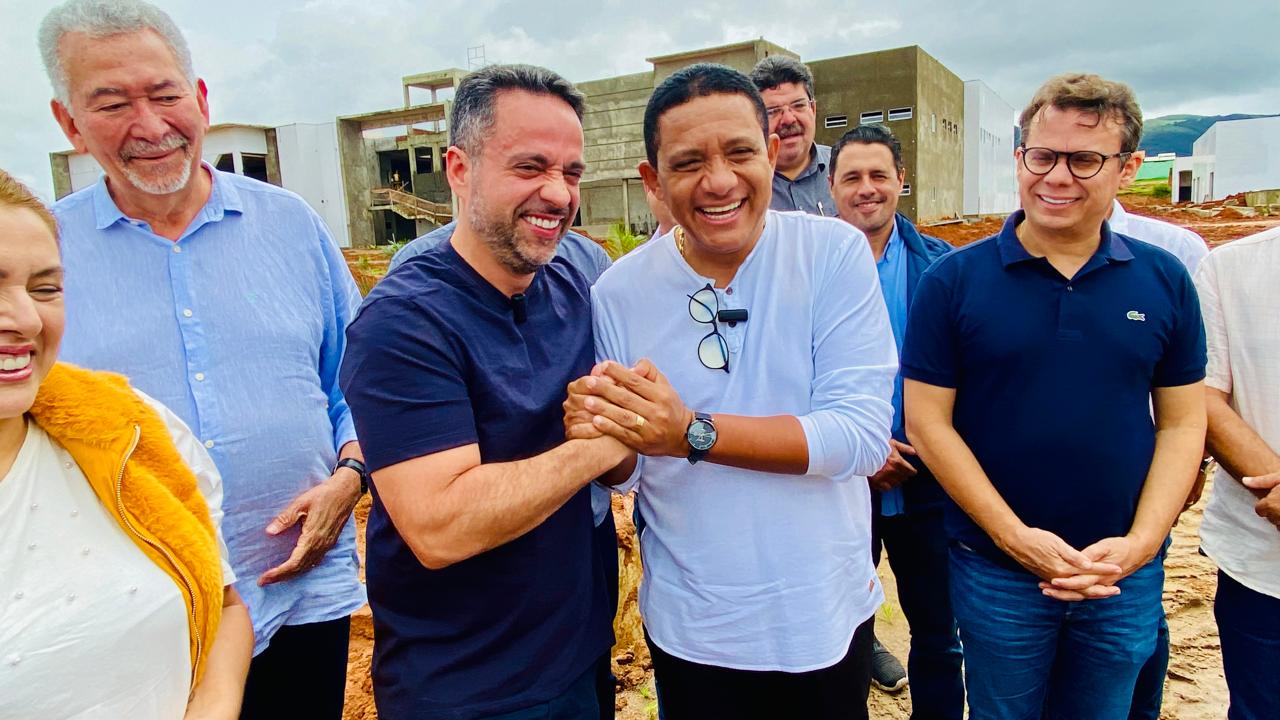 Júlio Cezar e Paulo Dantas visitam novo Hospital; obras chegam a 80% de ...